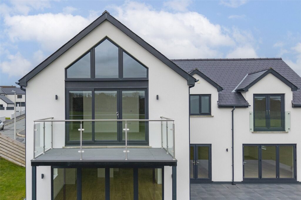 Will Meadows, Freystrop, Haverfordwest, Pembrokeshire, SA62 4AZ - FBM ...